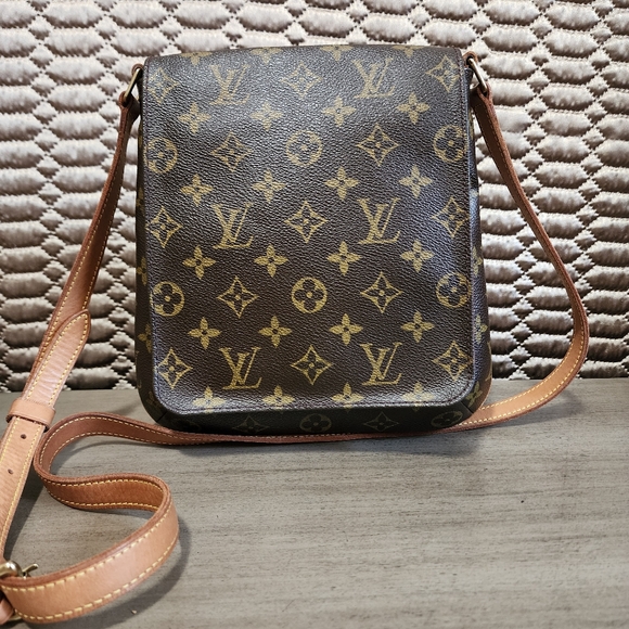 Louis Vuitton | Bags | Louis Vuitton Authentic Vintage Musette Salsa Pm ...